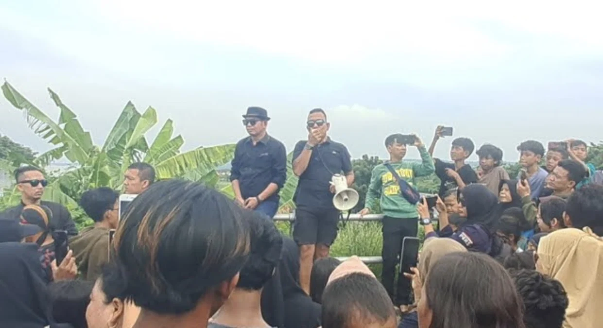 Warga Padati Lokasi Ditemukannya Mayat Vina-Eky Cirebon, Ini Tuntutan ...