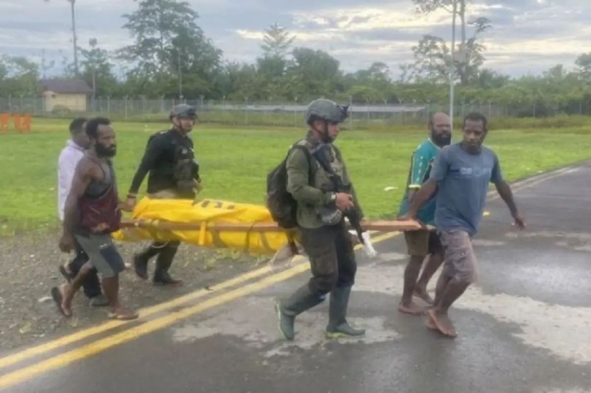 Aksi Penyerangan Maut Pesawat Smart Air PK-SNR di Bandara Korowai ...